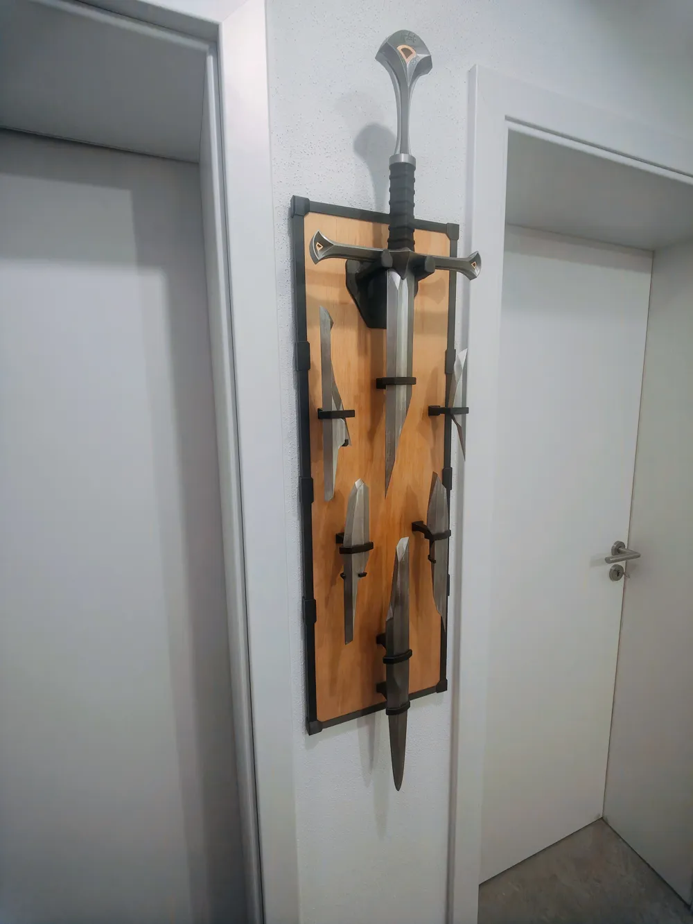 Lord of the Rings - Narsil (broken) by Dulli MakerWorld: Download Free ...