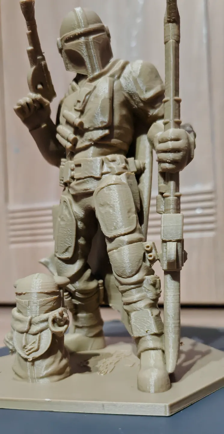 Mandalorian with Din Grogu on Base Remixed by PaulD MakerWorld ...
