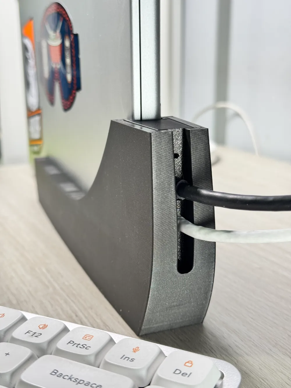 Macbook Pro 14in Docking Station Stand by 3dHK - MakerWorld