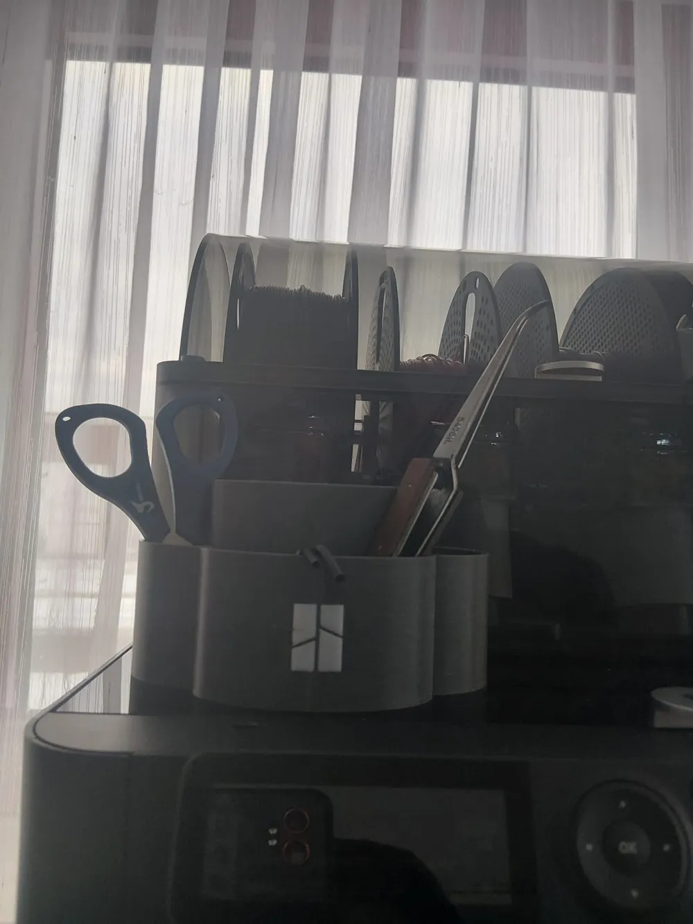 Desk organizer with Bambu Lab Logo - Free 3D Print Model - MakerWorld