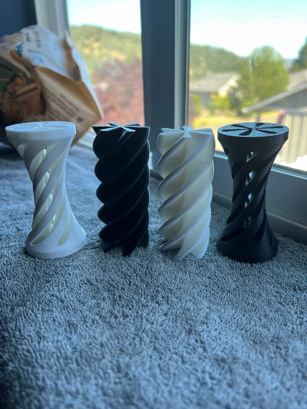 Spiral/Helix Fidget Toy V2 by CrownWalker - MakerWorld