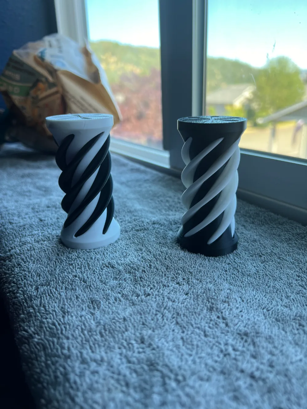 Spiral/Helix Fidget Toy V2 by CrownWalker - MakerWorld