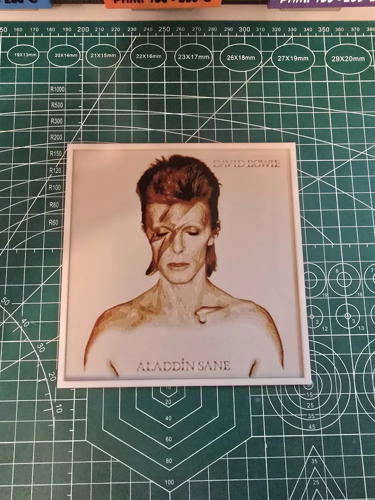 David Bowie "Aladdin Sane" Album - Hueforge Art by Lumpy3D - MakerWorld