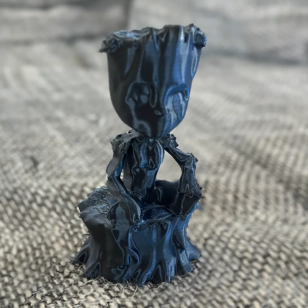 Cute sitting Groot by kisik20 - MakerWorld