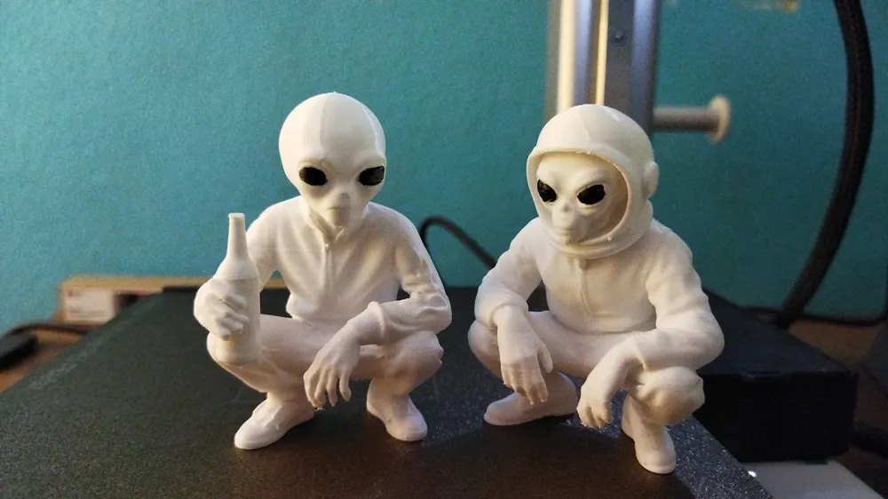 Slavic Astro Alien Squatting & Tripping by MiguelJasus MakerWorld ...