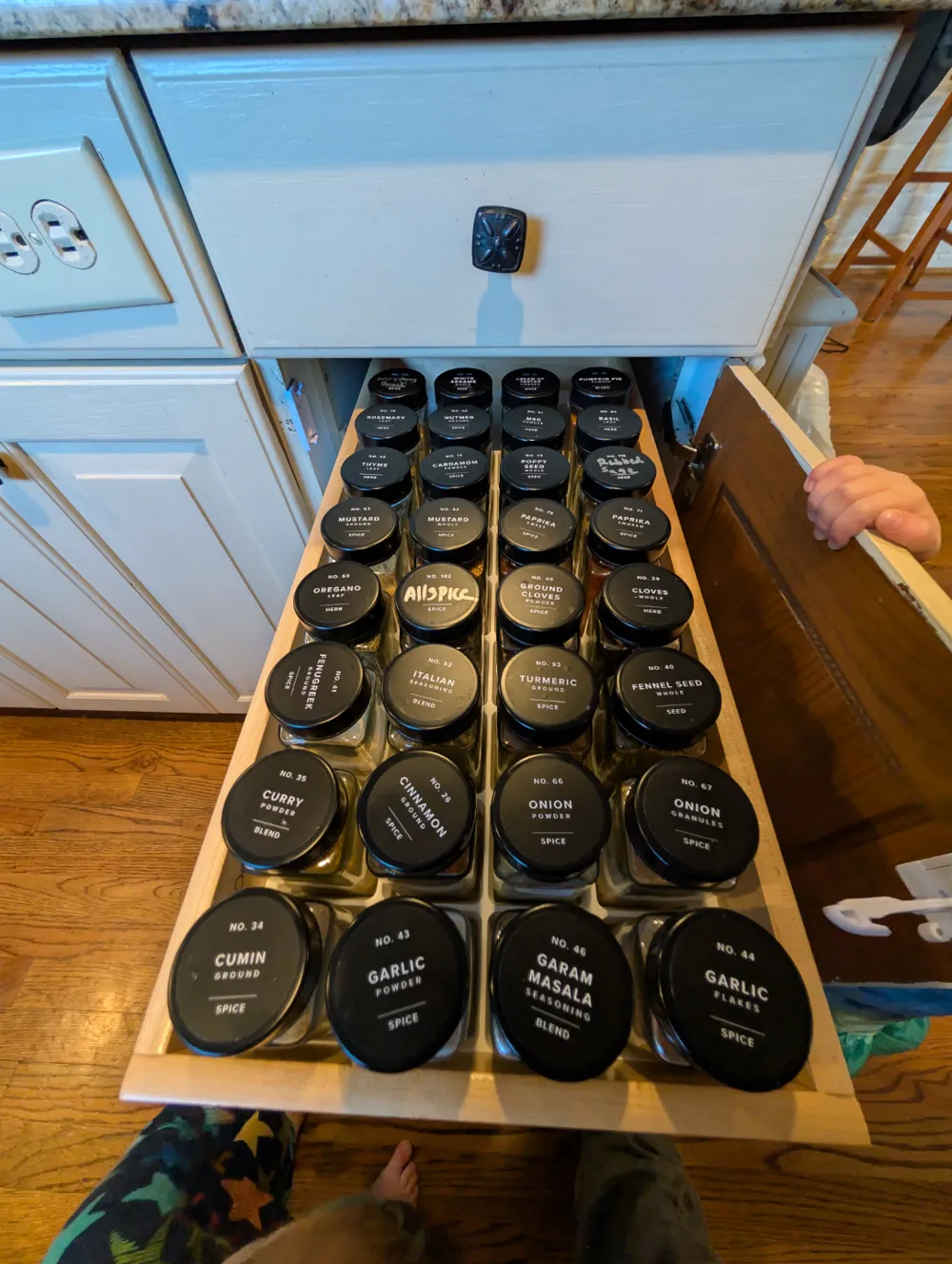 Gridfinity 4oz Spice Jar Organizer (5x5) - Free 3D Print Model - MakerWorld