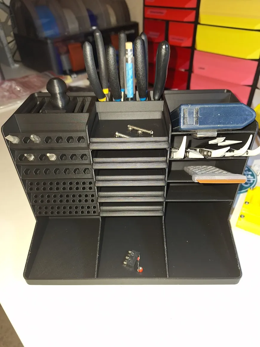 Workbench Organizer by LindyH MakerWorld: Download Free 3D Models