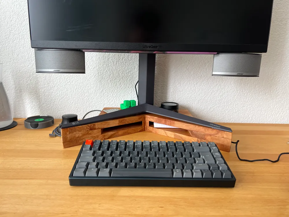 Monitor mount for Bose Companion 5 Speakers - Free 3D Print Model ...