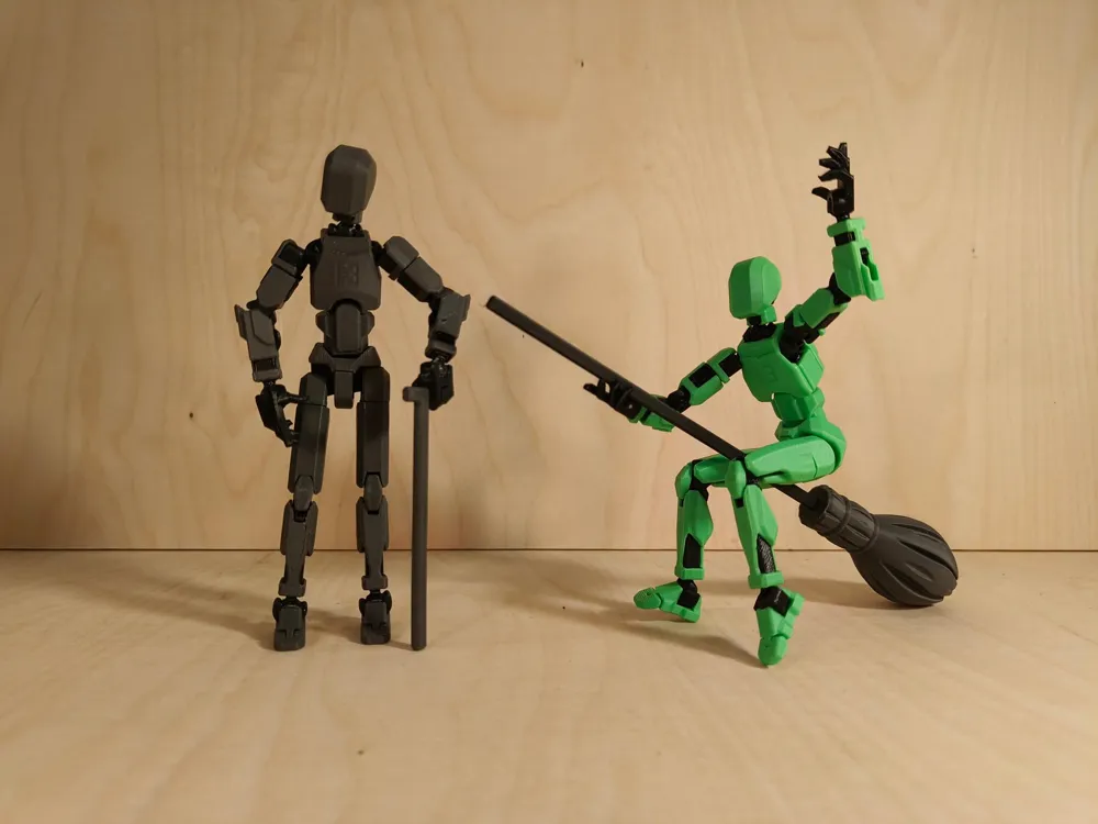 The Wizard Lizard's Accessory Set for Dummy 13 - Free 3D Print Model ...