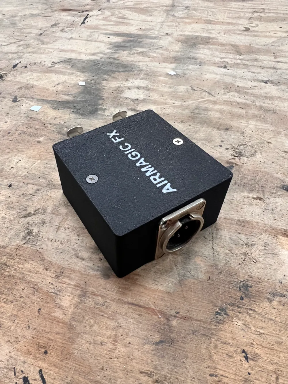 2 Way DMX Splitter Box by AirMagic Shop - MakerWorld