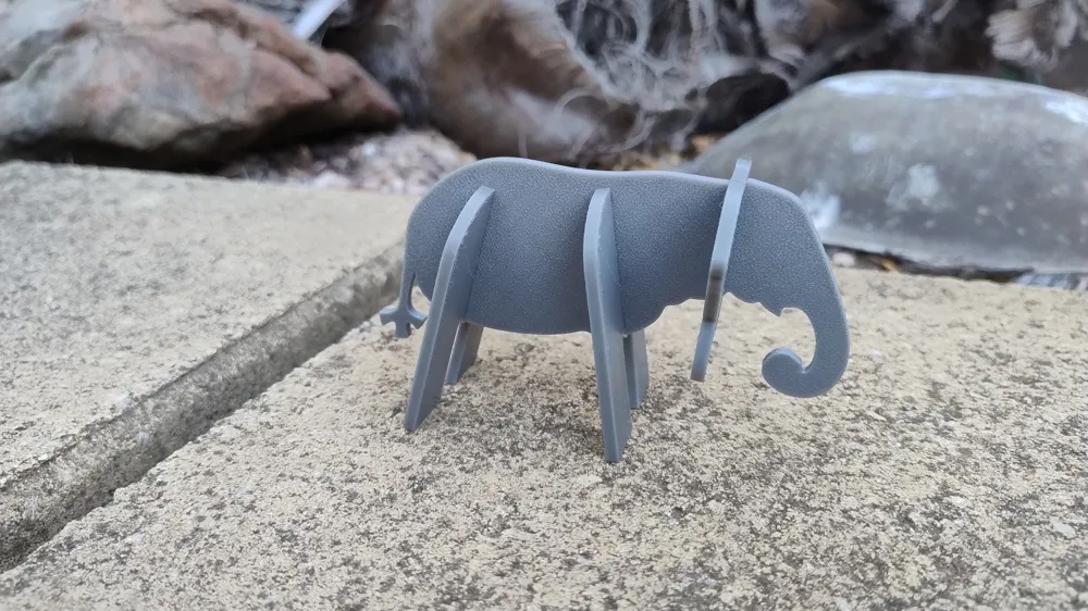 2D cutout Elephant by Unsent MakerWorld: Download Free 3D Models