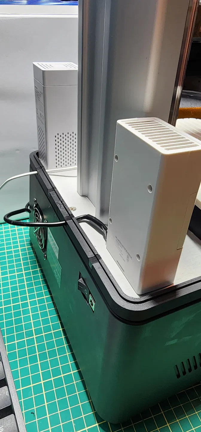 Phrozen Mini 8K riser for cables by Nick_A - MakerWorld