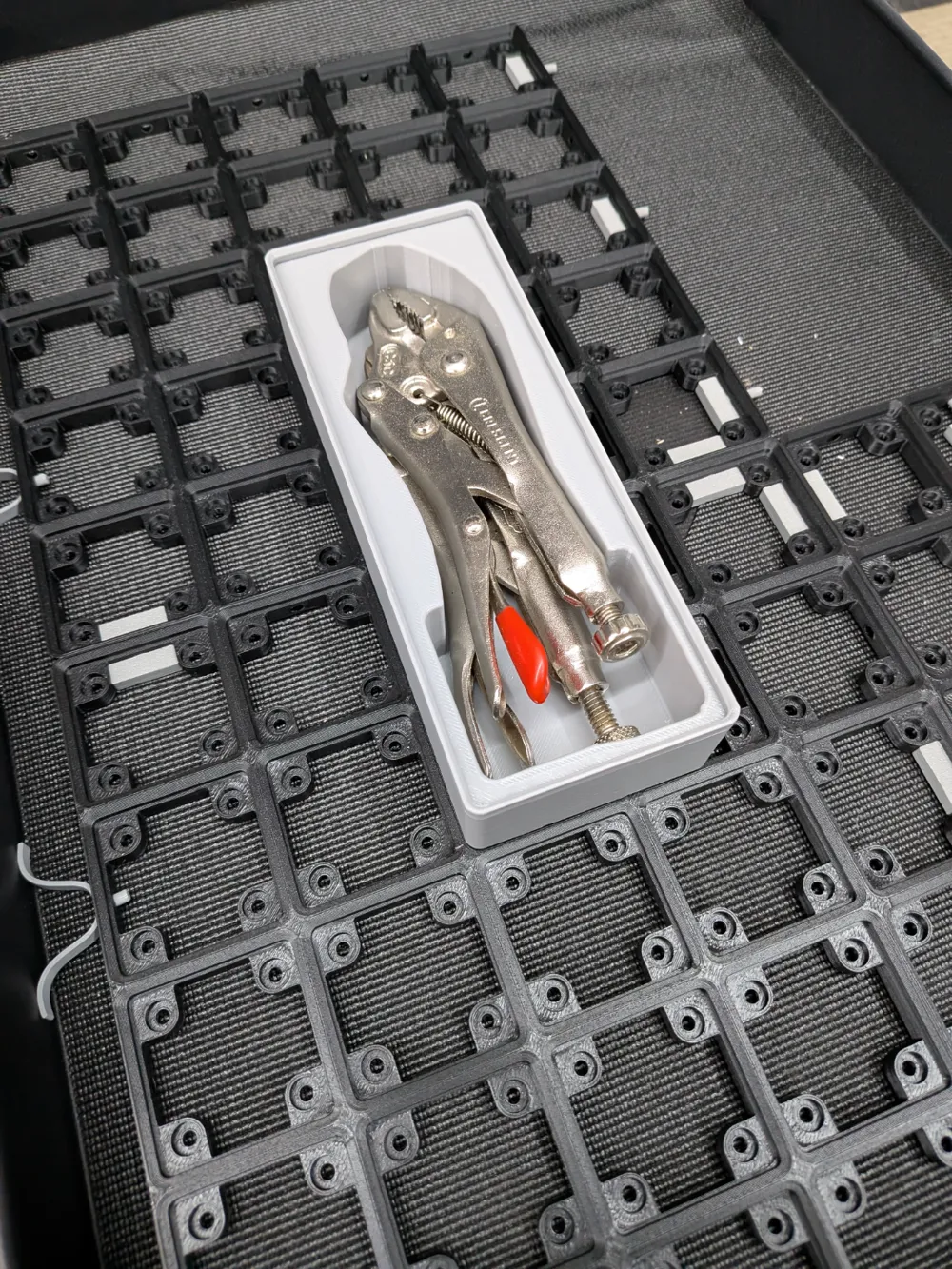 5 Inch Vise Grip Gridfinity Holder by DisownedPenny MakerWorld ...