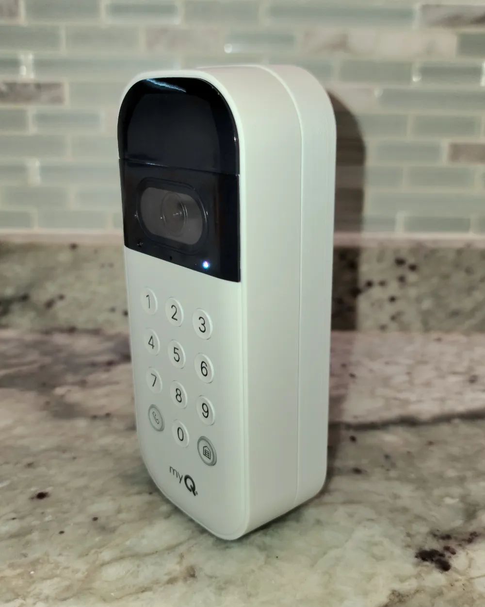 myQ Smart Garage Video Keypad 0° Flat Mount by JTP 3D - MakerWorld