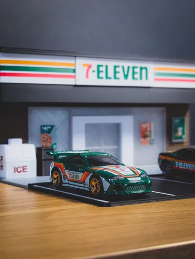 7-Eleven Model Set - 1:64 Scale Diorama - Free 3D Print Model - MakerWorld