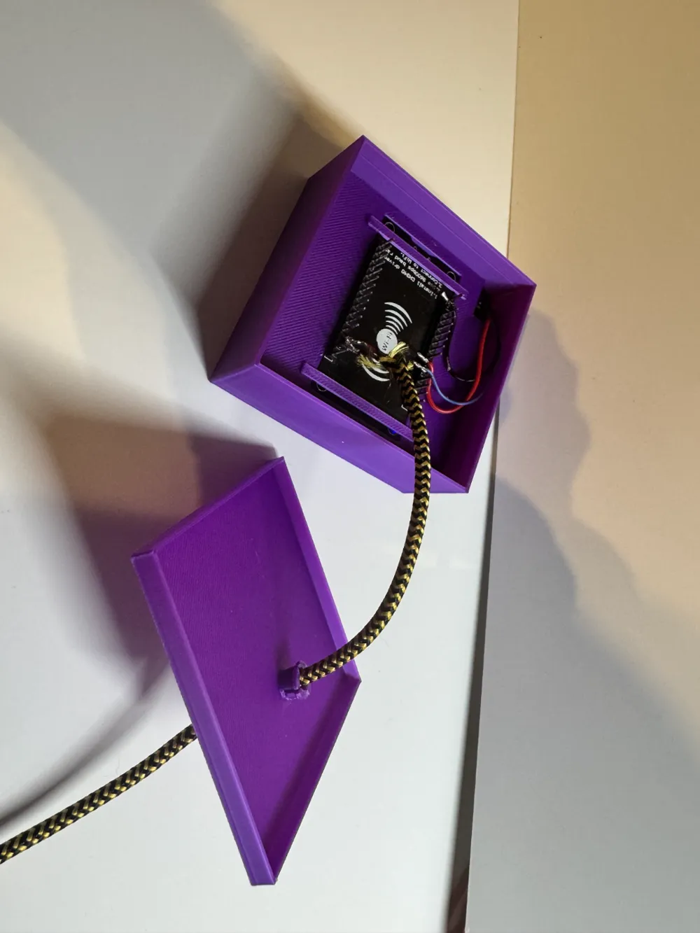 8X8 WLED Matrix by Hot Potato MakerWorld: Download Free 3D Models