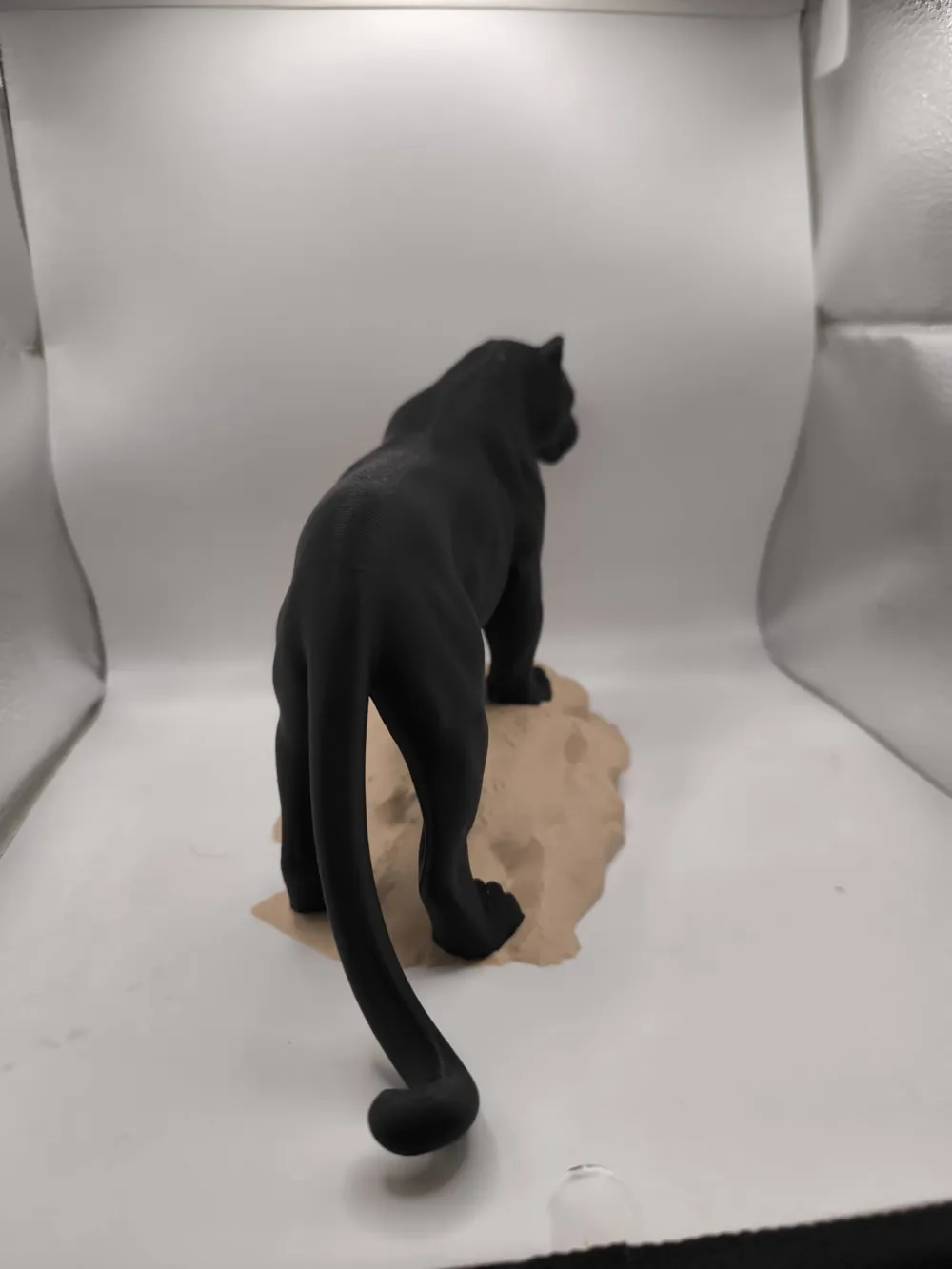 Black Panther Statue Decoration - Free 3D Print Model - MakerWorld