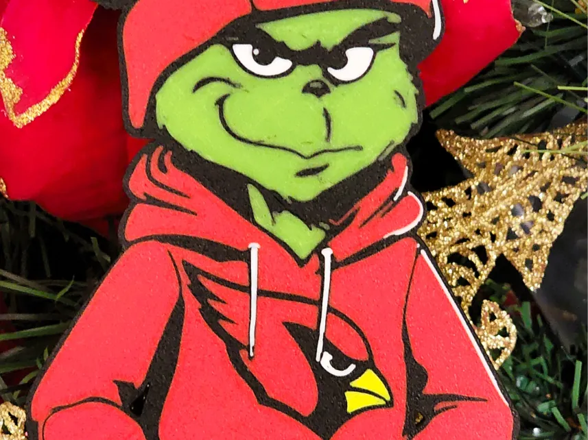 Grinch Cardinals Ornament by Ray MakerWorld: Download Free 3D Models