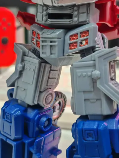 WFC Transformers Optimus Prime toy thigh void filler V2.0 by XiXing ...