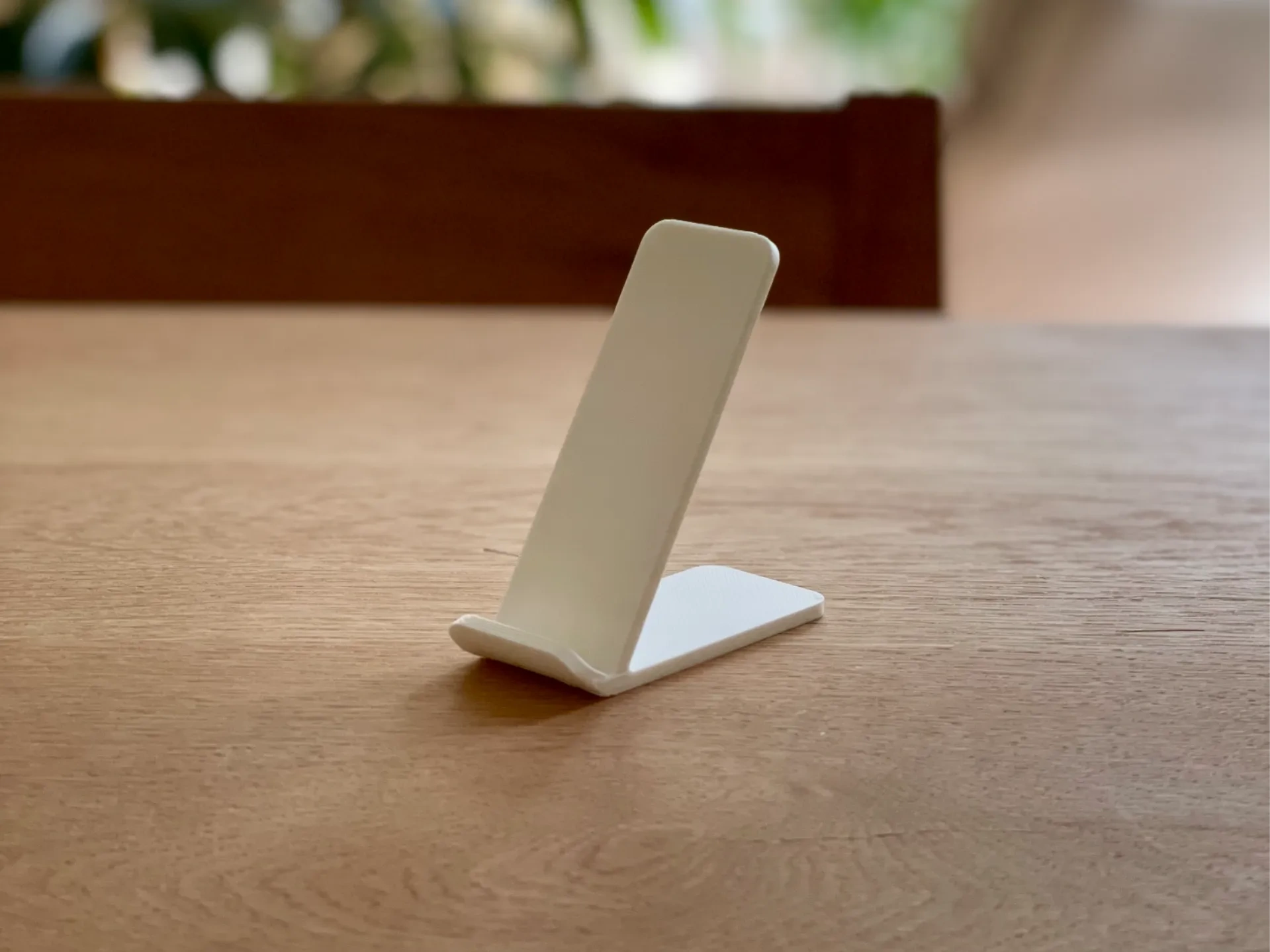 Minimalist Phone Stand by JimmyKiddy - MakerWorld