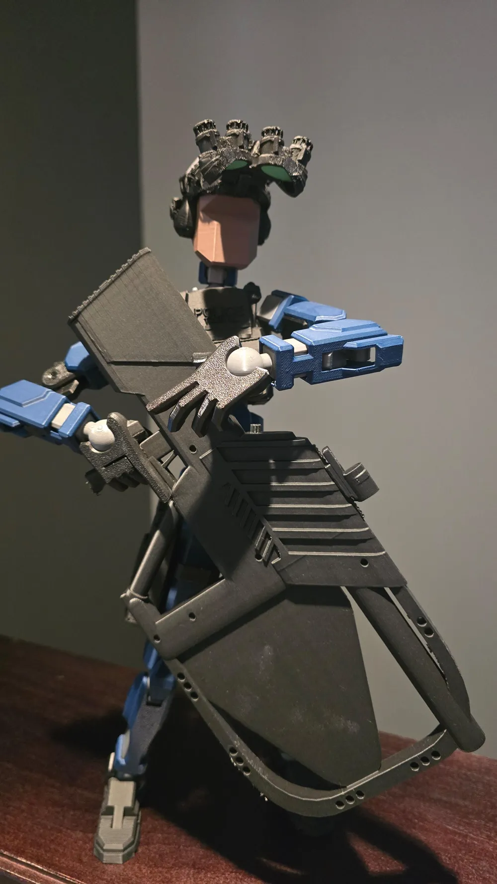 Dummy 13 反無人機槍 - 免費 3D 列印模型 - MakerWorld