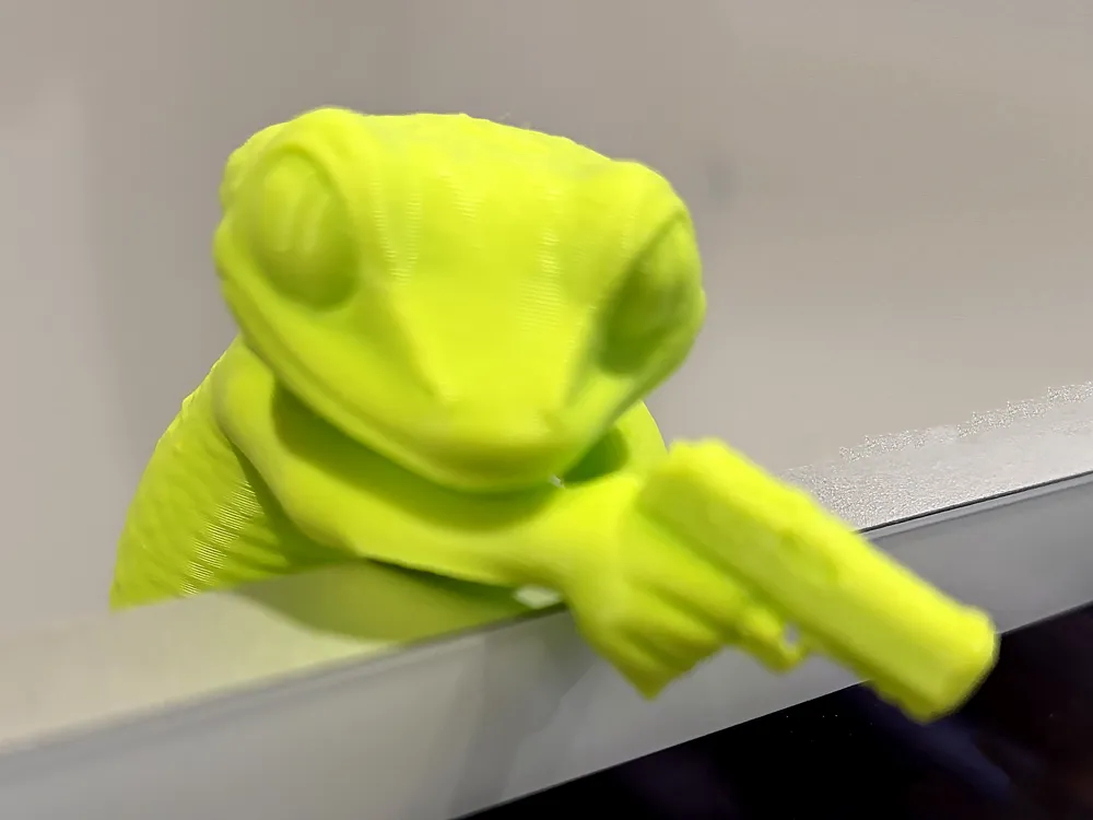 Gecko Gangster Monitor Buddy - Free 3D Print Model - MakerWorld