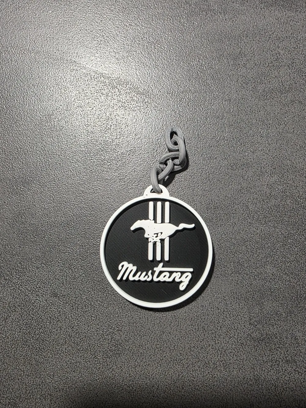 Mustang Keychain - Free 3D Print Model - MakerWorld