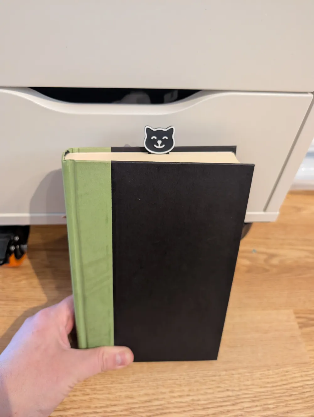 Kitty Cat Face Bookmark - Free 3D Print Model - MakerWorld