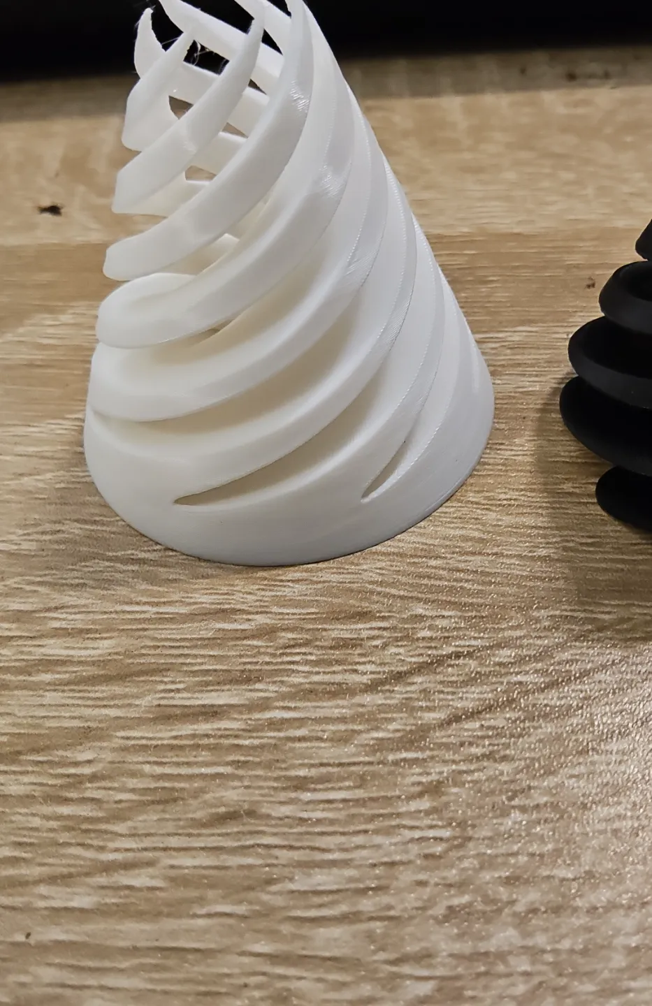 Pass-through fidget by T&T Solutions MakerWorld: Download Free 3D Models