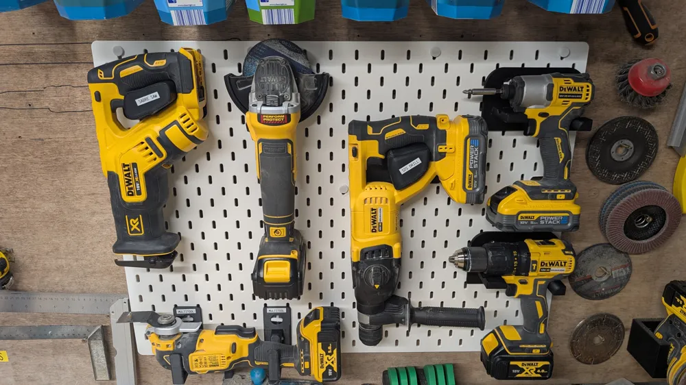 DeWalt Multi Tool Holder Skadis - Free 3D Print Model - MakerWorld