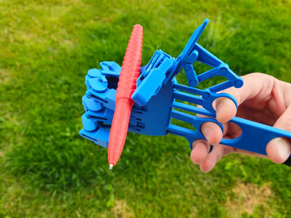Overengineered Mechanical Hand V3 - Free 3D Print Model - MakerWorld