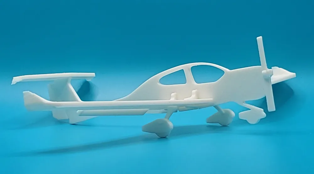 Diamond Turbo DA40 Model Airplane Kit by Fight2Fly - MakerWorld