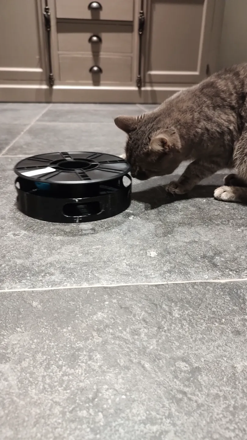 cat toy/snack snap fit for spool by maxim MakerWorld: Download Free 3D ...