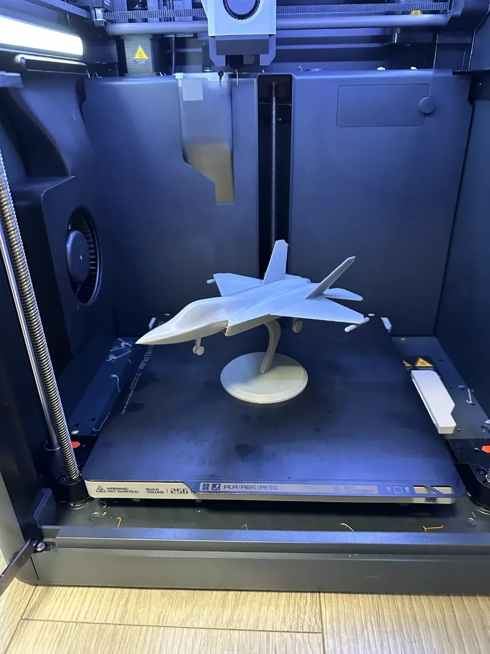 J-35A fighter jet, smooth model (with missiles and landing gear) by Dream Designer - MakerWorld