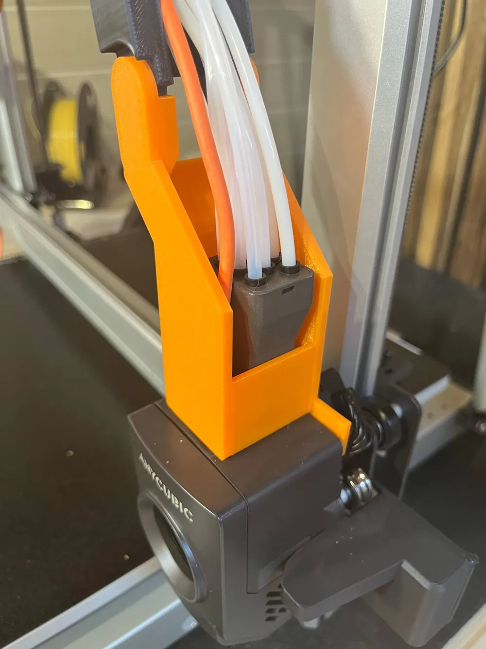 HUB 8/1 Cable Chain Kobra 3 Max - Free 3D Print Model - MakerWorld