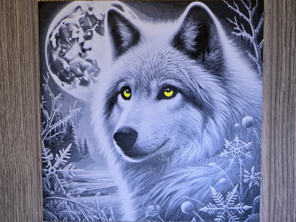 Hueforge Mystical white wolf with glowing eyes by NeXuS-PoWeR - MakerWorld
