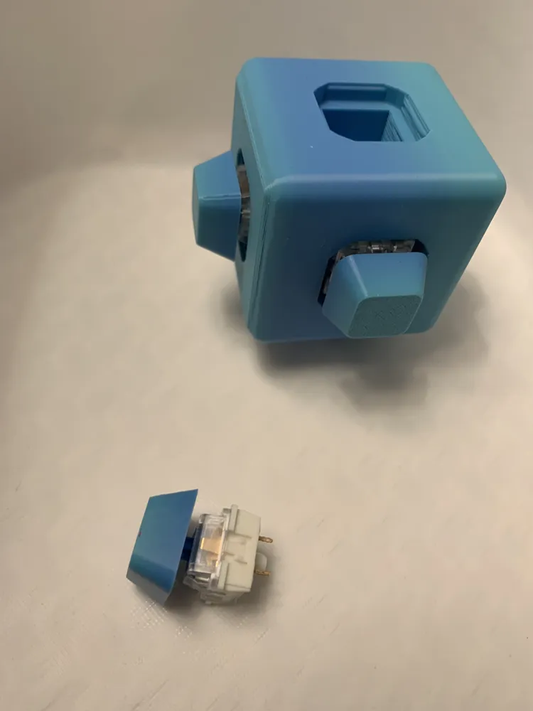 Keyboard Fidget Clicker Cube - Free 3D Print Model - MakerWorld