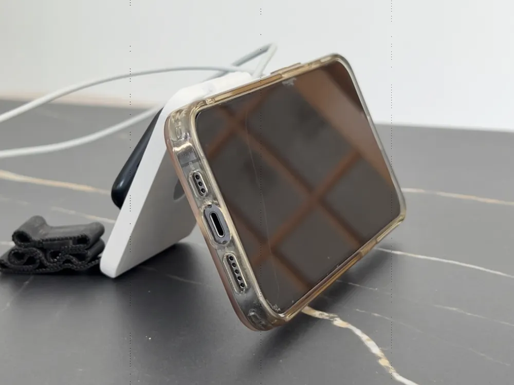 Travel MagSafe - Free 3D Print Model - MakerWorld