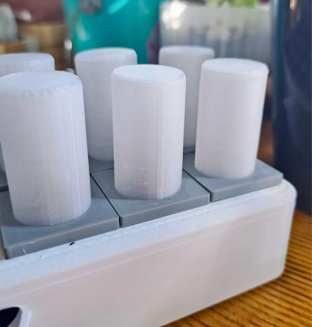 Starter Seed Tray with Self-Watering Base - Free 3D Print Model ...