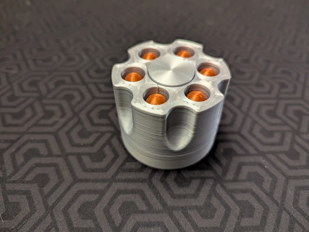 D6 bullet dice with spinning revolver case - Free 3D Print Model ...