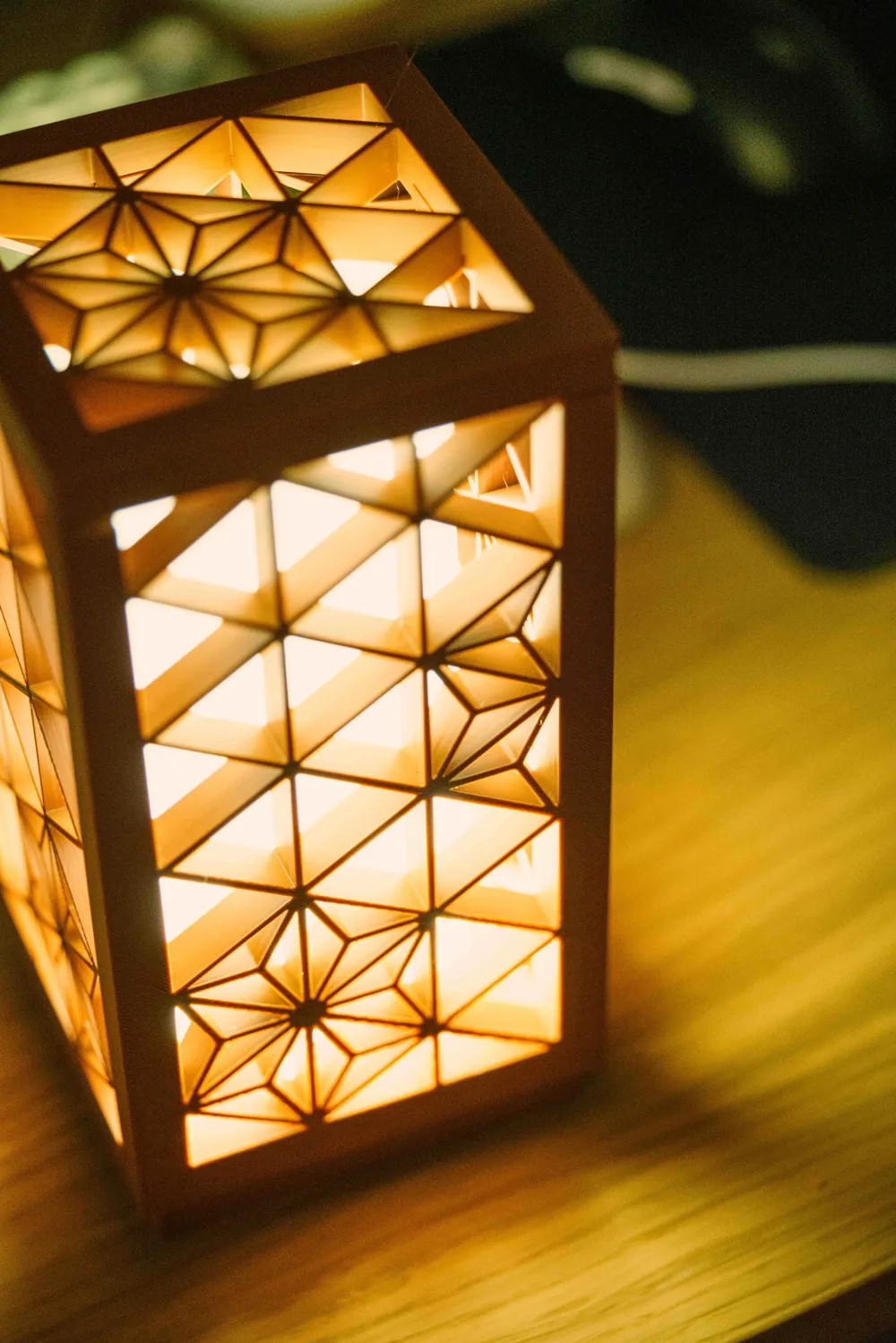 日式组子灯笼，适用于MH001 LED套件（无AMS） - 免费 3D 打印模型 - MakerWorld