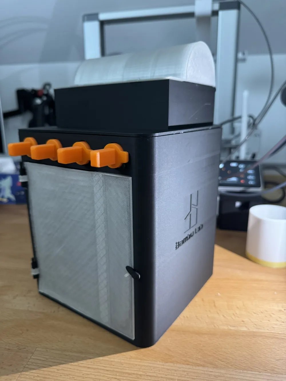 Mini Candy Dispenser im Bambu Lab P1S Combo Design by 3D Print Barth ...