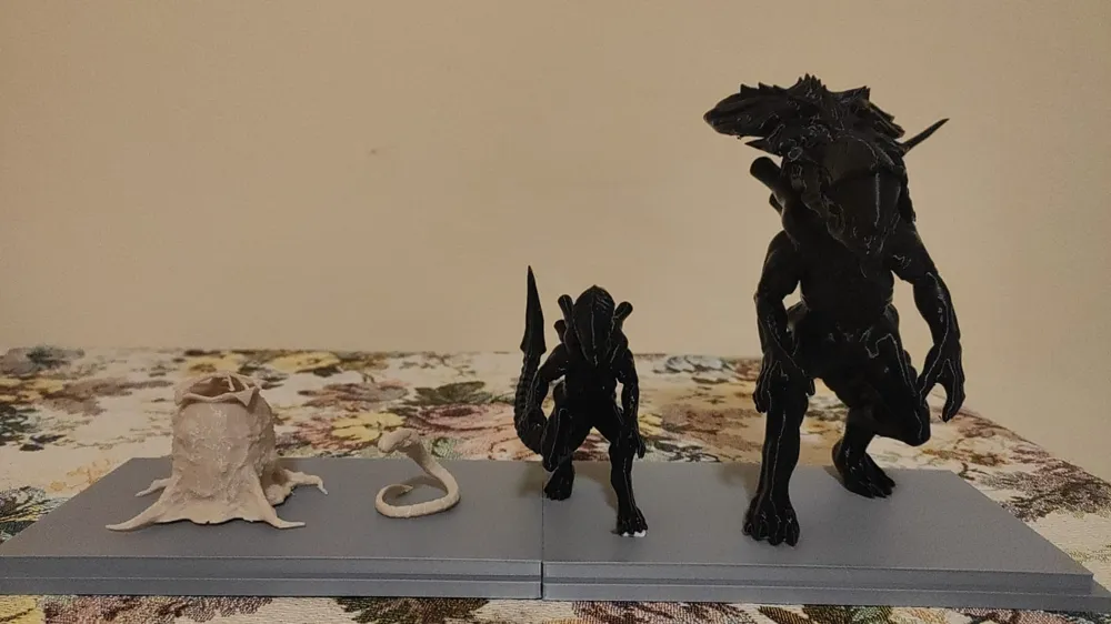 Aliens: Xenomorph Life Cycle Stages Remixed by Aury68 MakerWorld ...