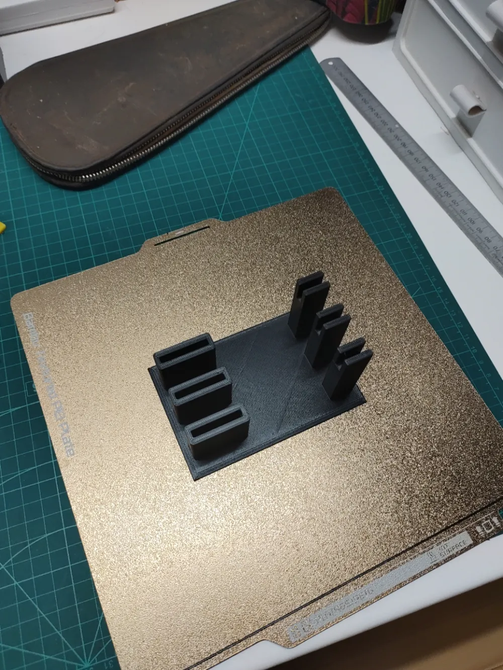 Stand for 3 calipers by Raslac - MakerWorld