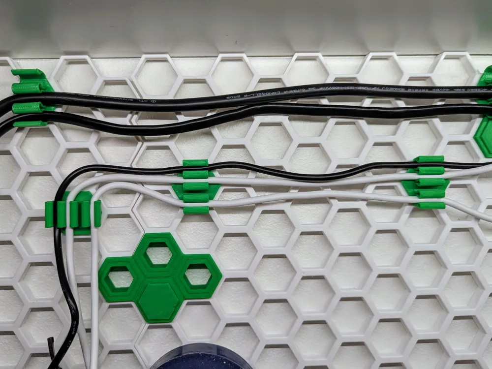 HSW Flexi-Loop Cable Holders - Free 3D Print Model - MakerWorld