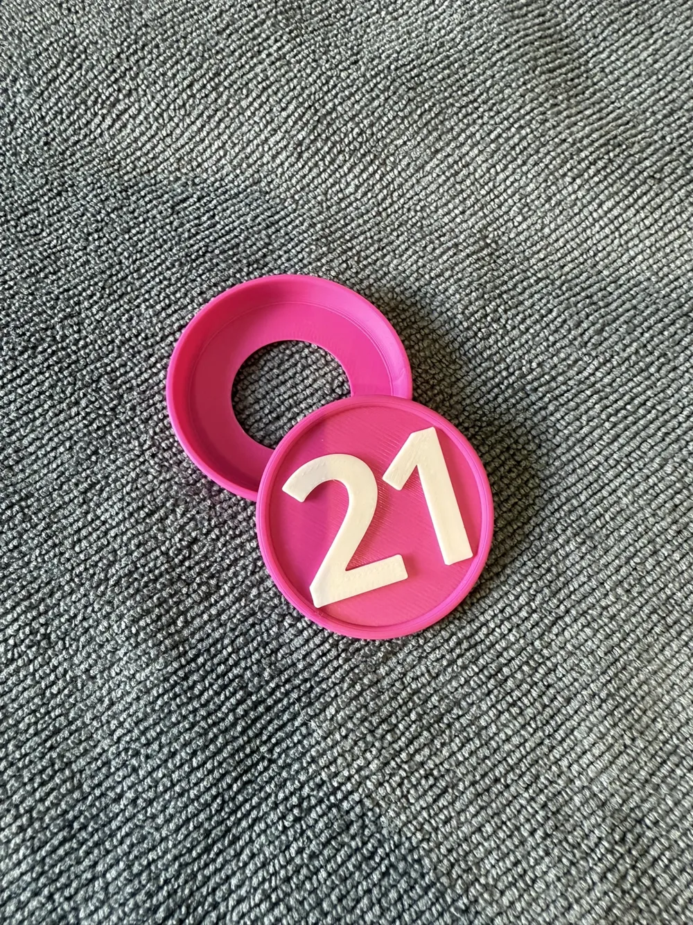 Numbered Birthday Badges by Marto MakerWorld: Download Free 3D Models