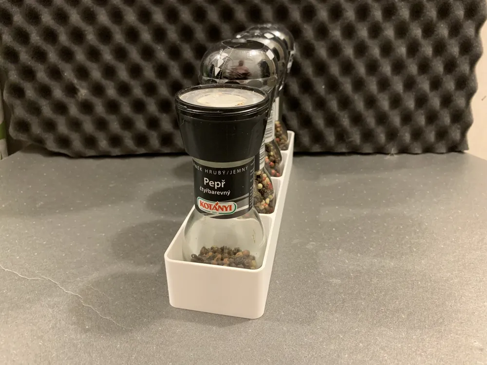 Spice grinder organizer Kotányi by Cerwajz - MakerWorld