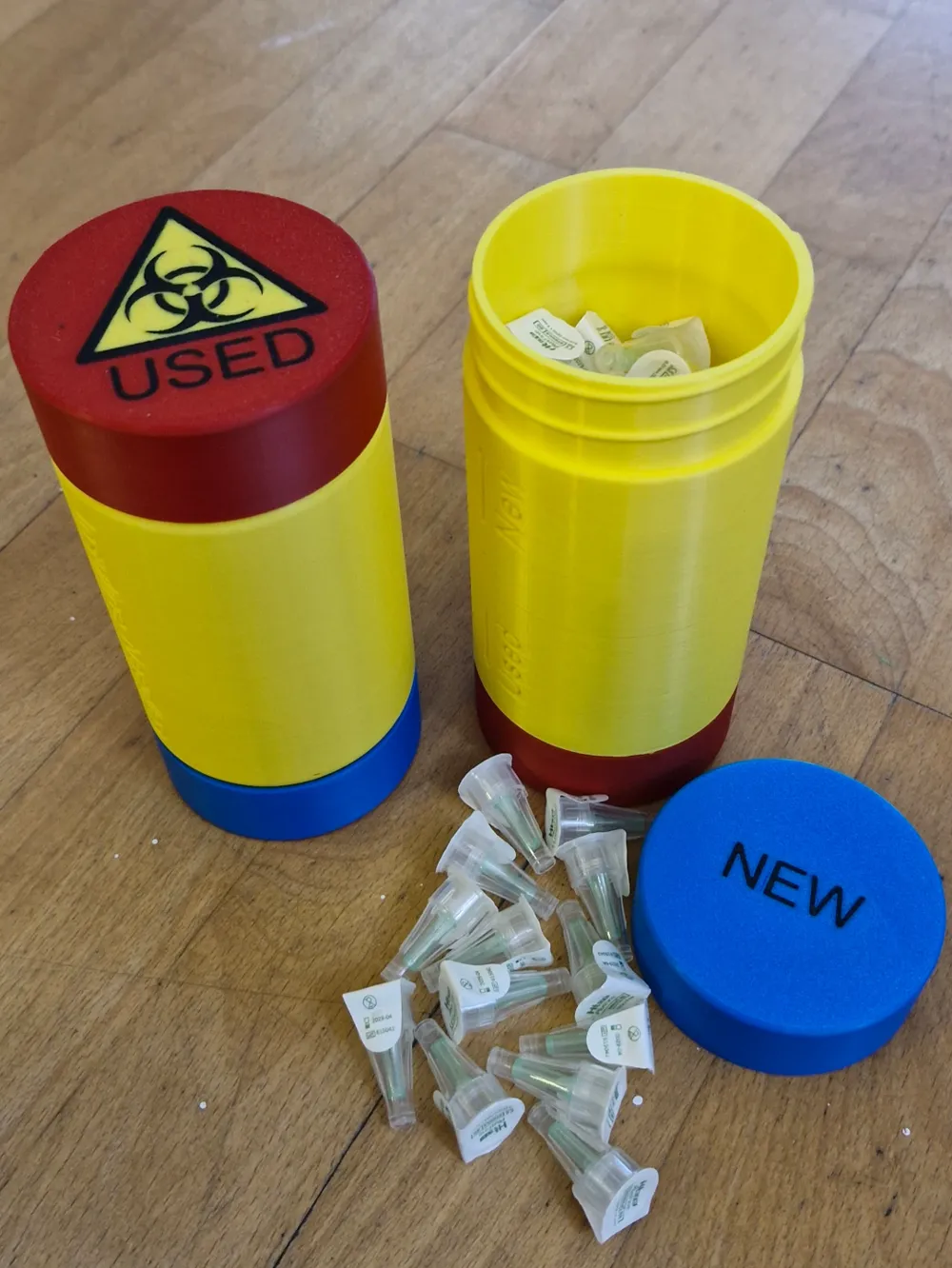 Travel insulin pen needle container by Maanprint MakerWorld: Download ...