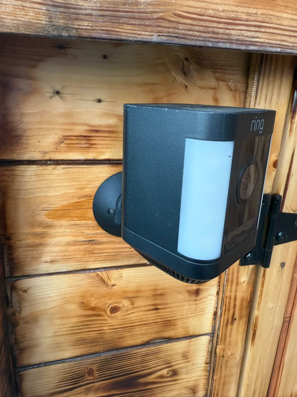 Ring Spotlight Cam Plus Mount by Fredster - MakerWorld