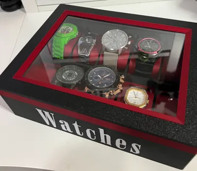 Watch Display Box Remixed by infam0usCrow MakerWorld: Download Free 3D ...